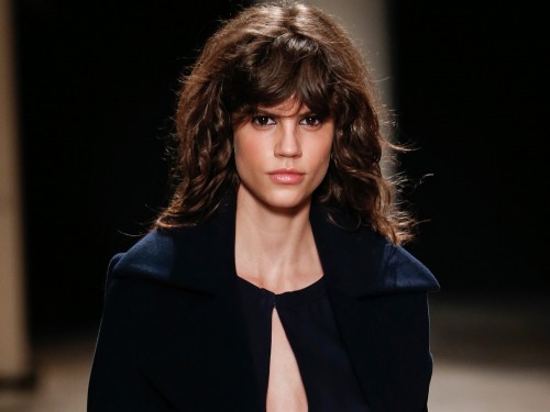 Frangia riccia: come la portano le star