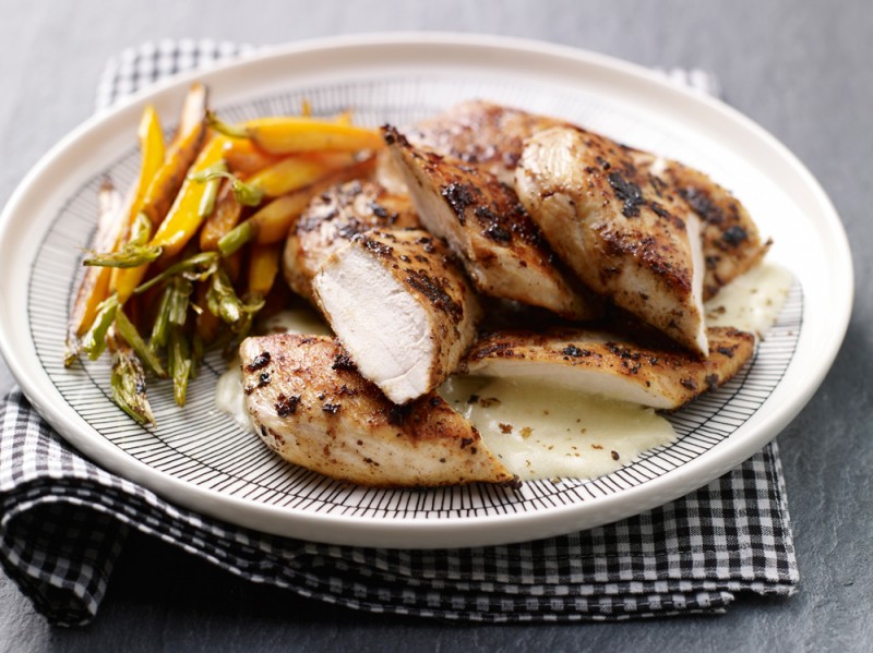 Petto di pollo in salsa con carote - Grazia.it