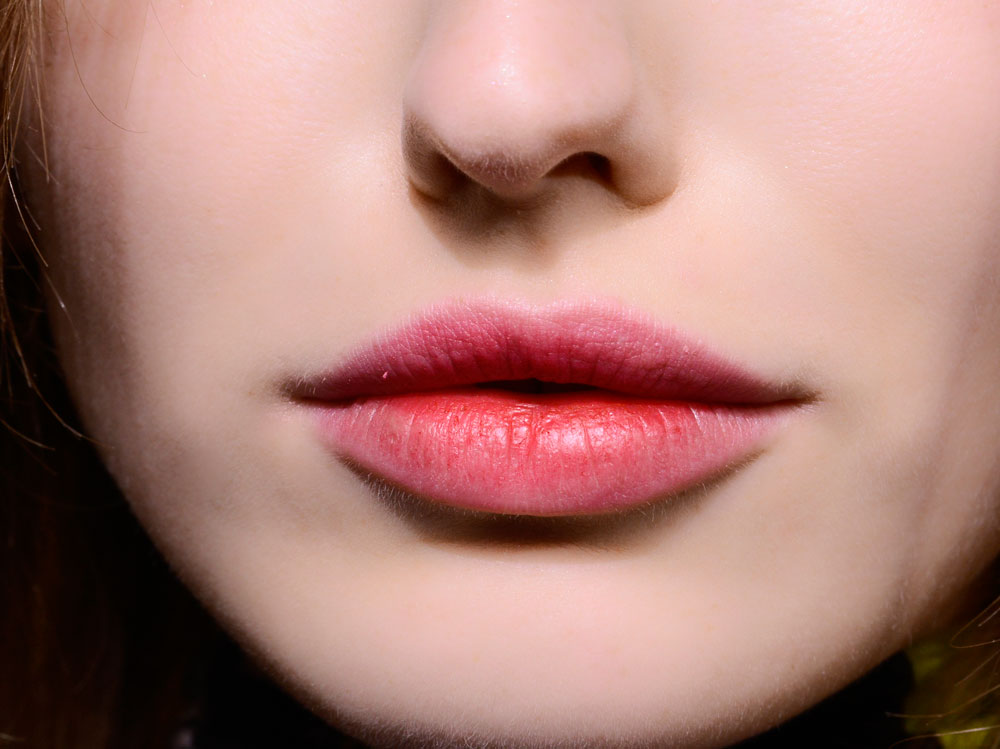 Come truccare le labbra per renderle più carnose - Grazia.it