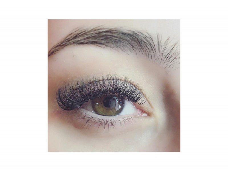 Tutto quello che dovete sapere sulle extension alle ciglia - Grazia.it