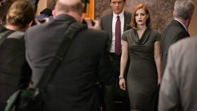 Perché dovreste andare al cinema a vedere Miss Sloane - Grazia.it