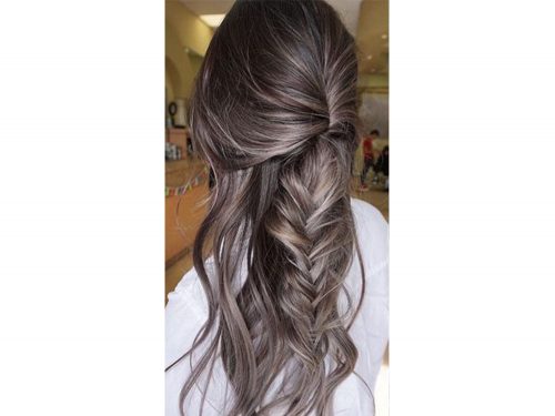 Mushroom brown hair: i capelli castano cenere del momento - Grazia.it