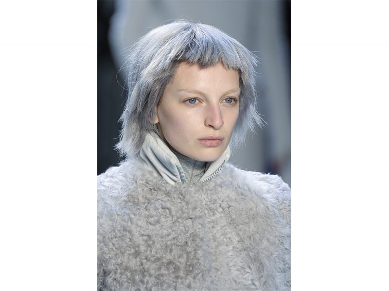 Capelli Grigi Corti I Tagli Più Belli Per Un Hairlook Silver Grazia It