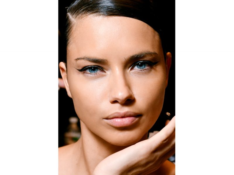 Pelle secca: come riconoscerla, cosa fare e i prodotti da utilizzare