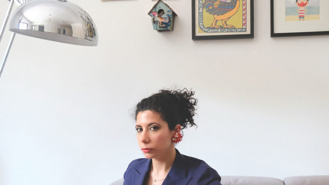 Elena Mariani: «Se vuoi (far) parlare di te, studia le parole giuste»