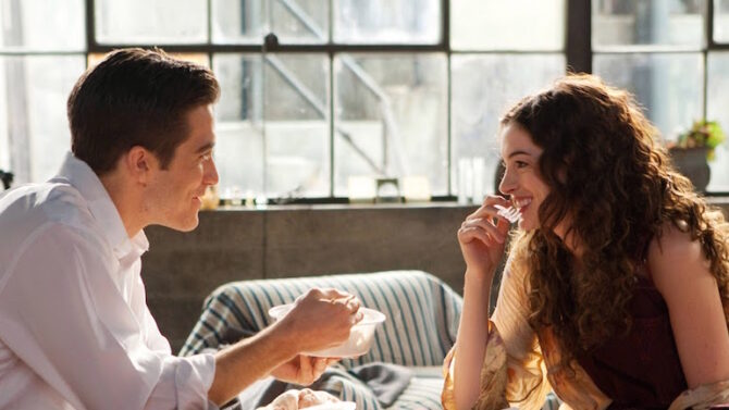 Come flirtare con il trucco del triangle method - Grazia