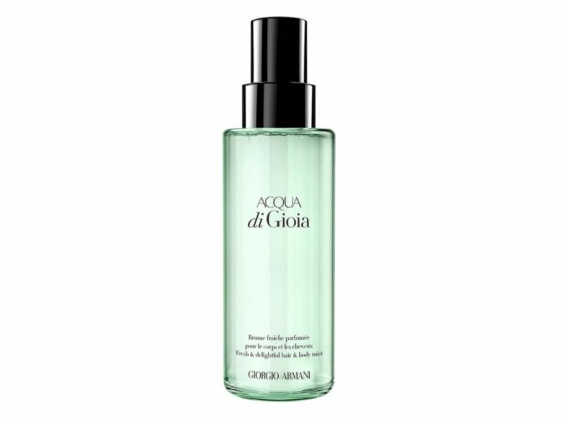 Acqua profumata: i migliori spray corpo inebrianti e rinfrescanti