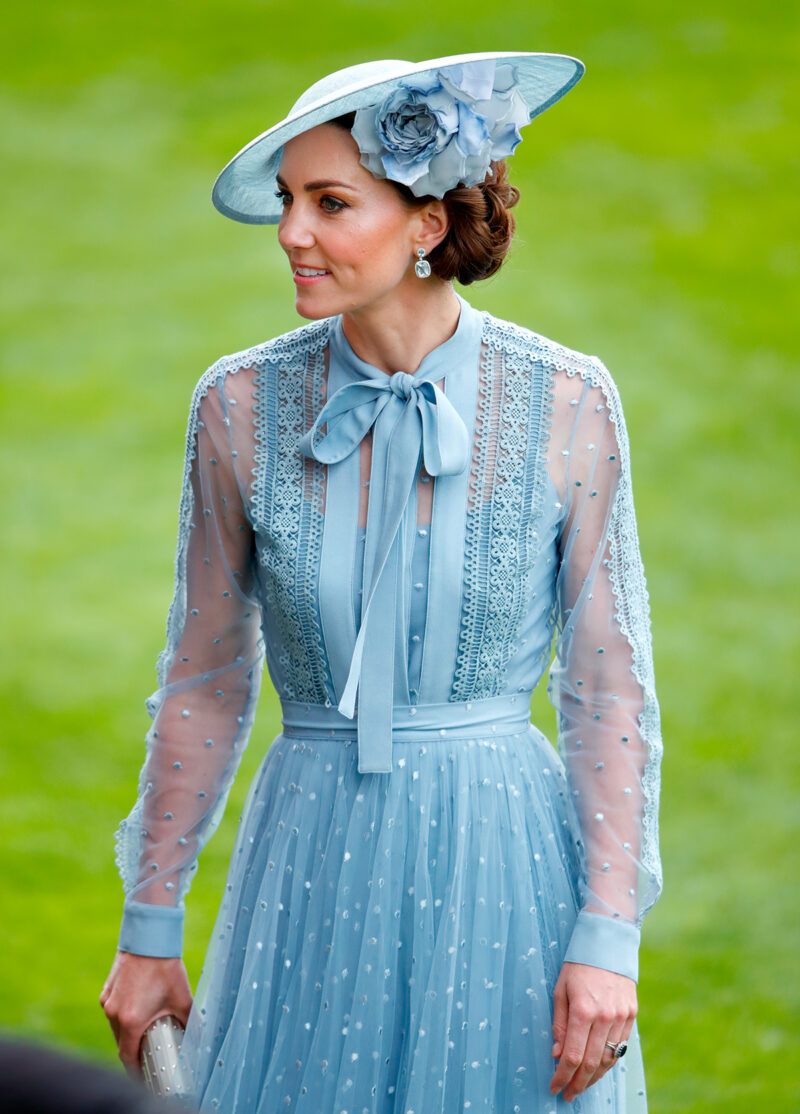 L'abito azzurro di Kate Middleton è il look da cerimonia perfetto!