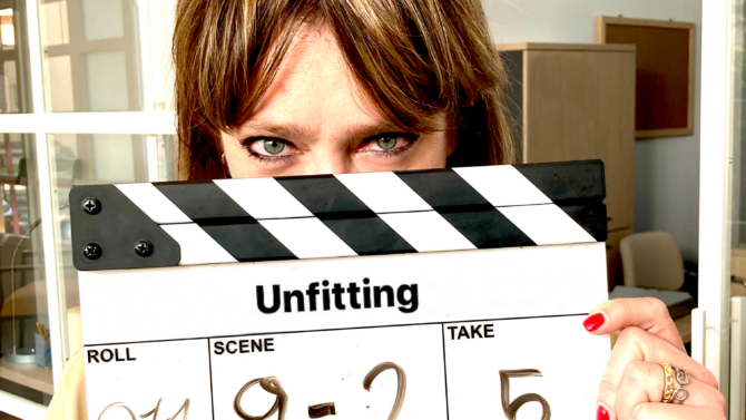 Vi presentiamo in anteprima il nostro corto “Unfitting” - Grazia.it