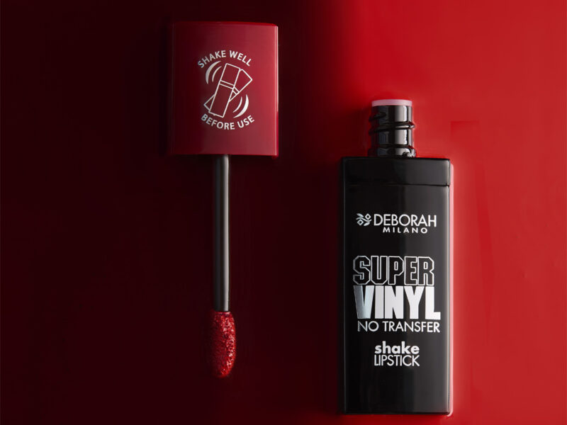 Deborah Milano Super Vinyl Shake Lipstick: lucidi e a lunga tenuta - Grazia