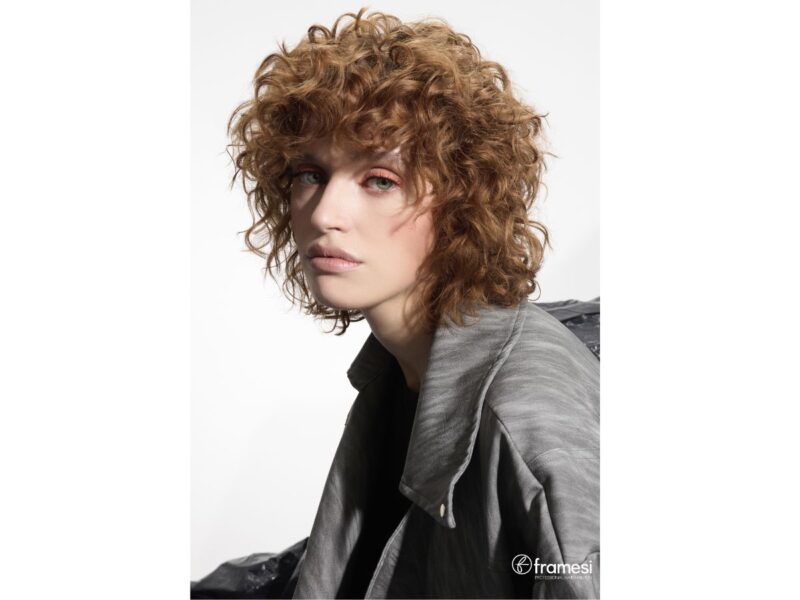 Tagli capelli ricci 2024: gli hair look più belli per questa primavera