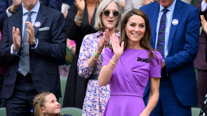 Abito viola: 7 vestiti chic (come Kate Middleton a Wimbledon)