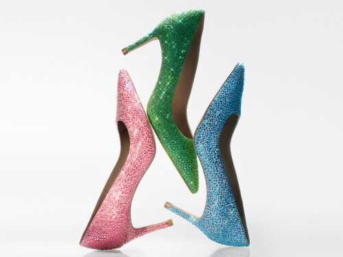 Swarovski e Stuart Weitzman firmano le décolleté per le Feste