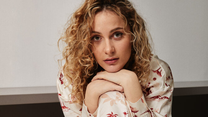 Eva Calvani: un esclusivo servizio moda con la creator