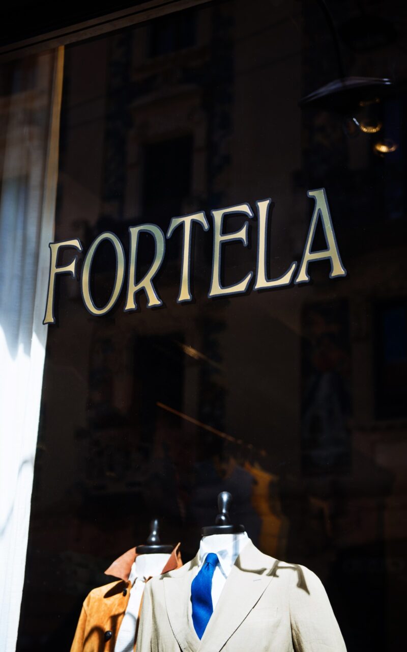 Fortela apre la sua nuova boutique a Milano: tra stile e artigianalità