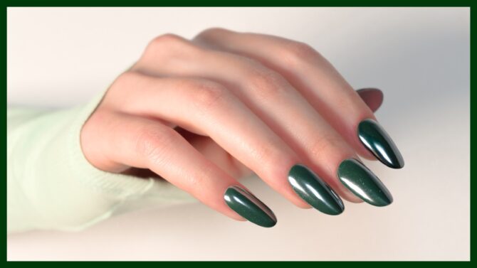 Le unghie verde bosco sono il must nail art per la stagione fredda ...