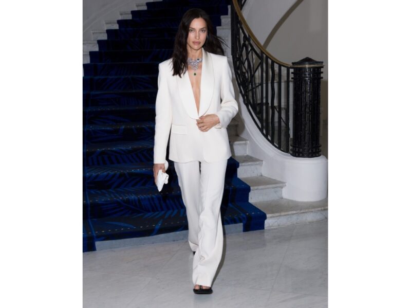 Irina Shayk: lo stile della co-conduttrice del Festival di Sanremo