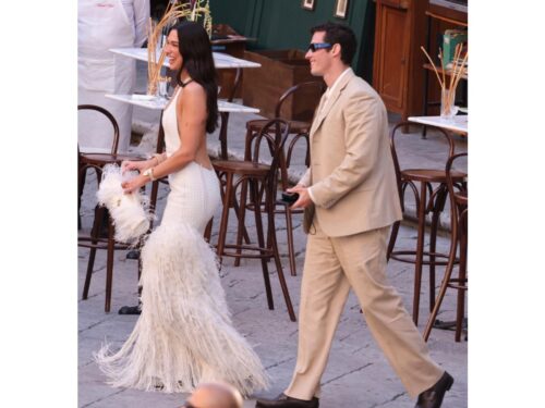 Dua Lipa : tutti gli abiti del matrimonio in Sicilia con Callum Turner